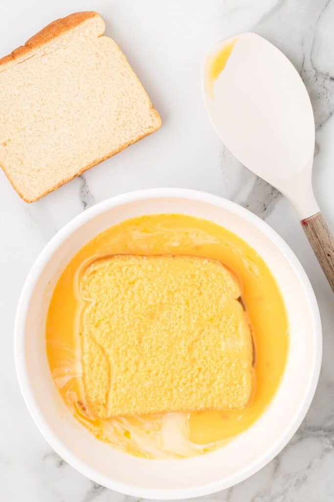 Easy French Toast Recipe - Lana's Cooking