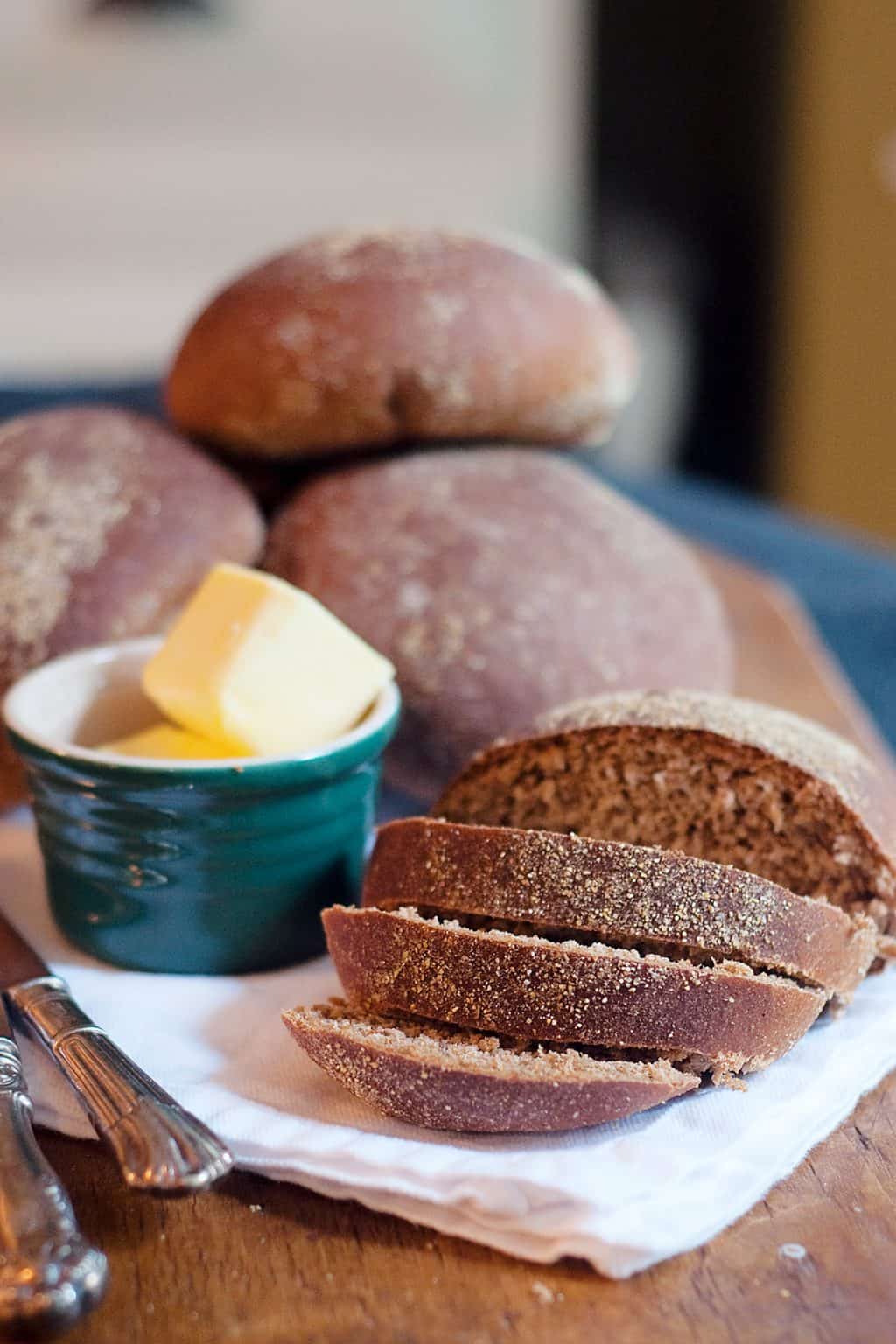 Steakhouse Honey Wheat Bread Recipe - Lana’s Cooking