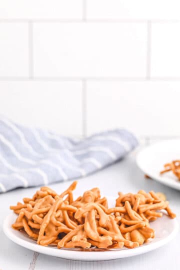Easy Vintage Haystacks Candy Recipe - Lana's Cooking